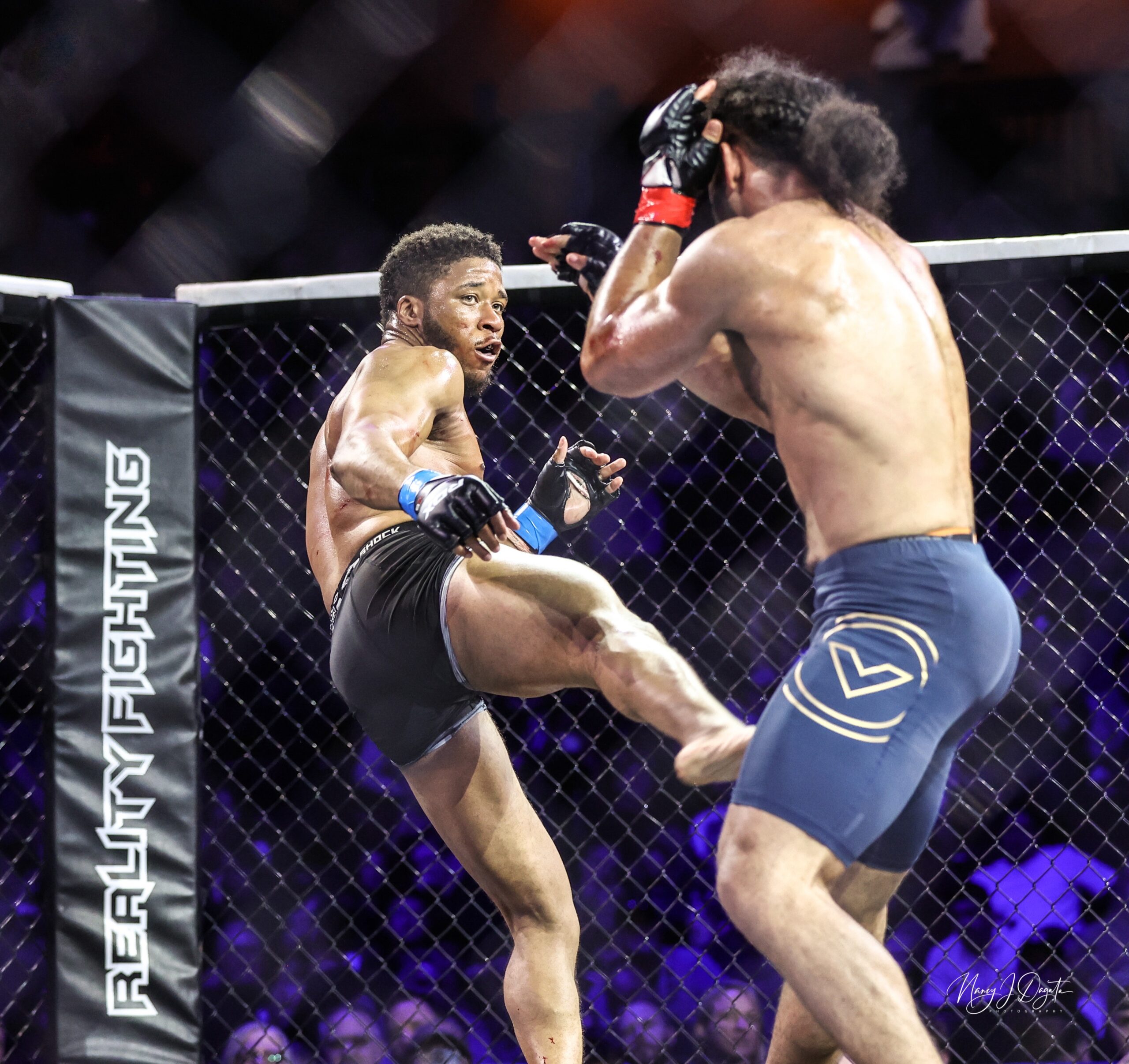 Muay Thai vs Brazilian Jiu-Jitsu- How to Choose - NAGA Fighter