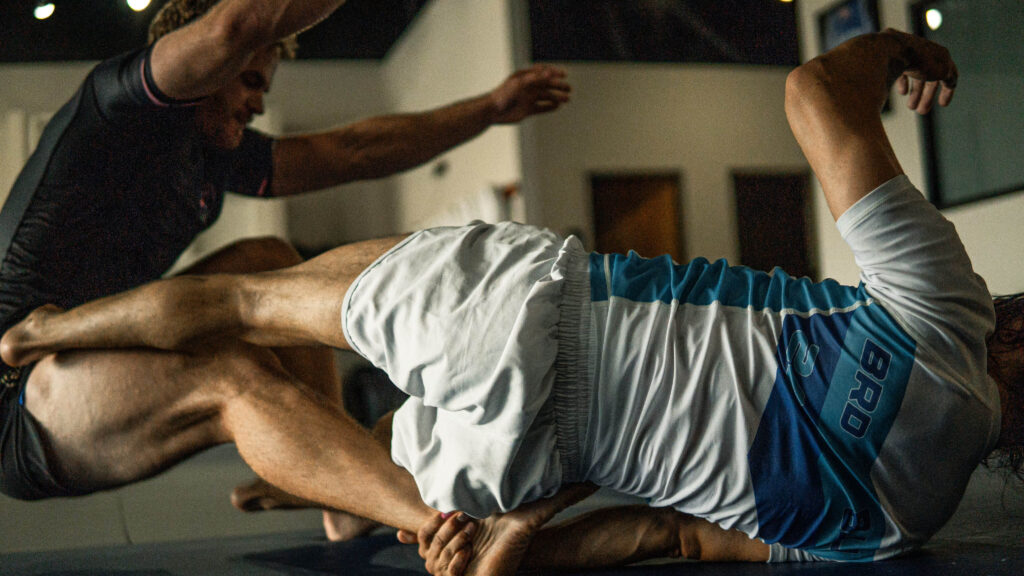 How to use the Scissor Sweep in BJJ - NAGA Fighter